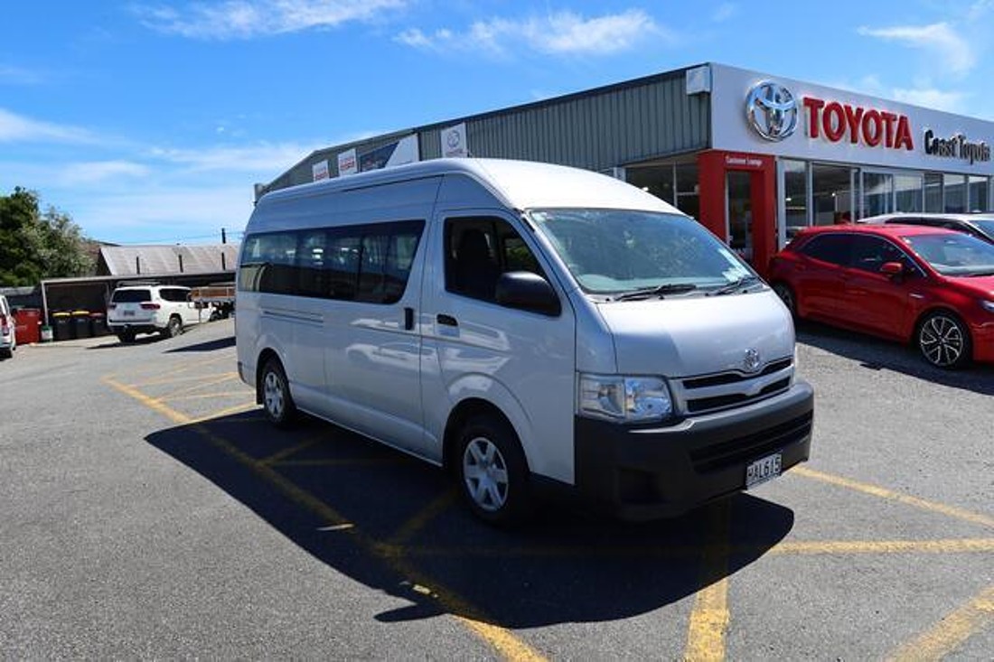 2013 Toyota Hiace ZX RWD 3.0TD VAN/5 5M - 3 SEAT (KMMS-NM1) - Toyota NZ
