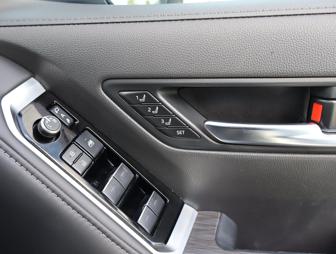 2024 Toyota Land Cruiser 300 GR Sport 3.3DT 10AT 4WD SUV/5S (FJAG-SI3) - Toyota NZ