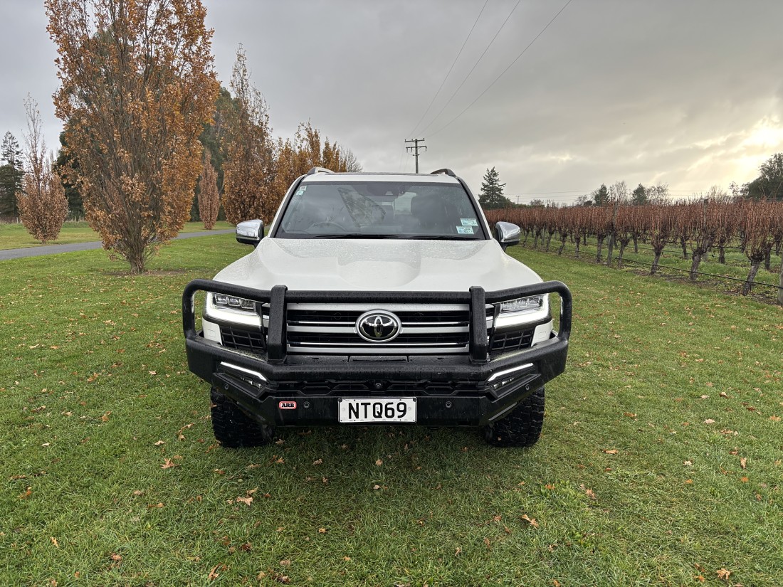 2021 Toyota Land Cruiser 300 VX Limited 3.3DT 10AT 4WD SUV/7S - Toyota NZ