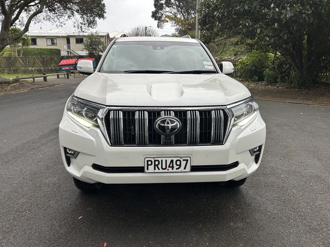 2023 Toyota Land Cruiser Prado VX 2.8D 6AT 4WD SUV/5D/7S - Toyota NZ