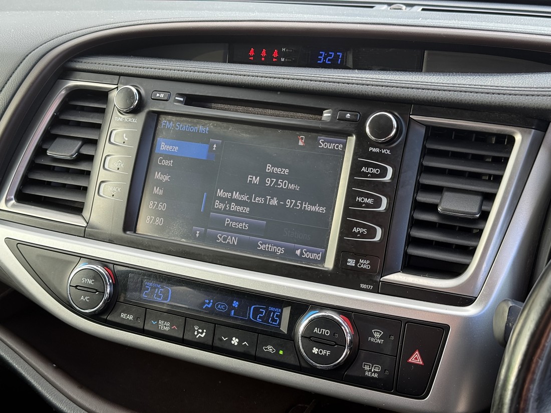 2017 Toyota Highlander Limited 3.5P 8AT AWD SUV/5D/7S (GALT-NM1) - Toyota NZ