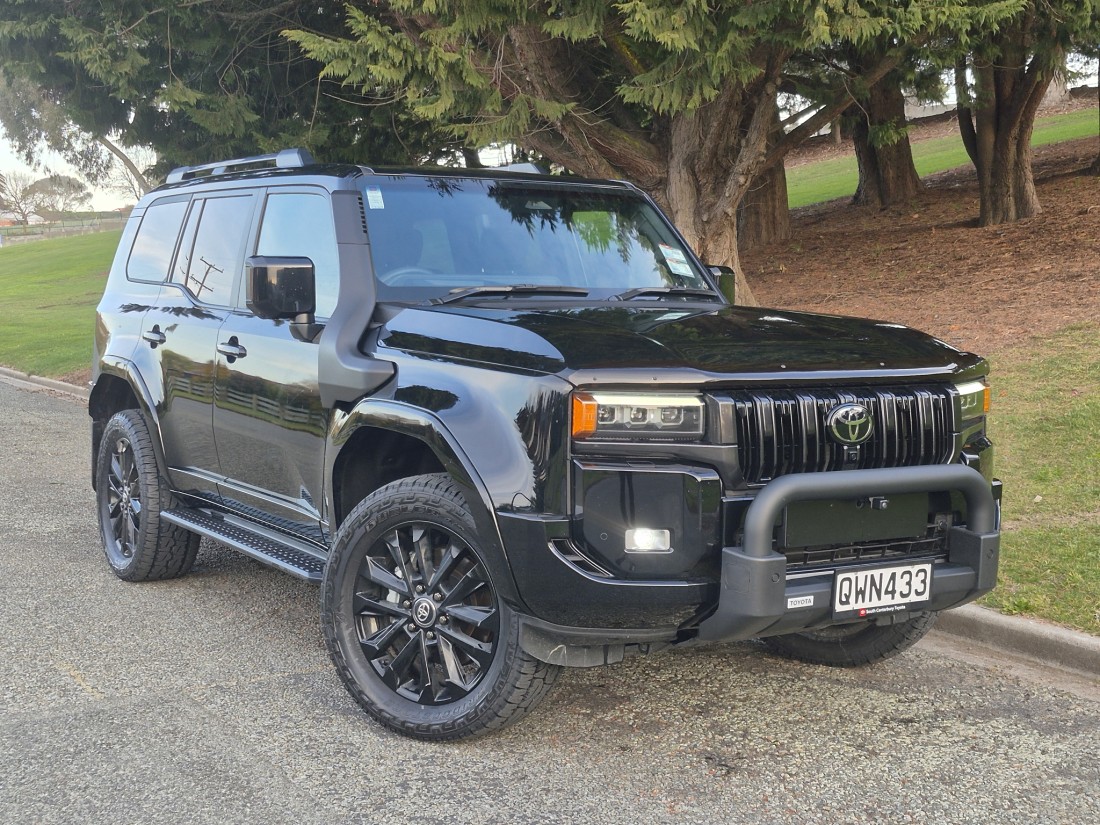2024 Toyota Land Cruiser Prado VXL 2.8D Hybrid 8AT SUV/5D/7S - Toyota NZ