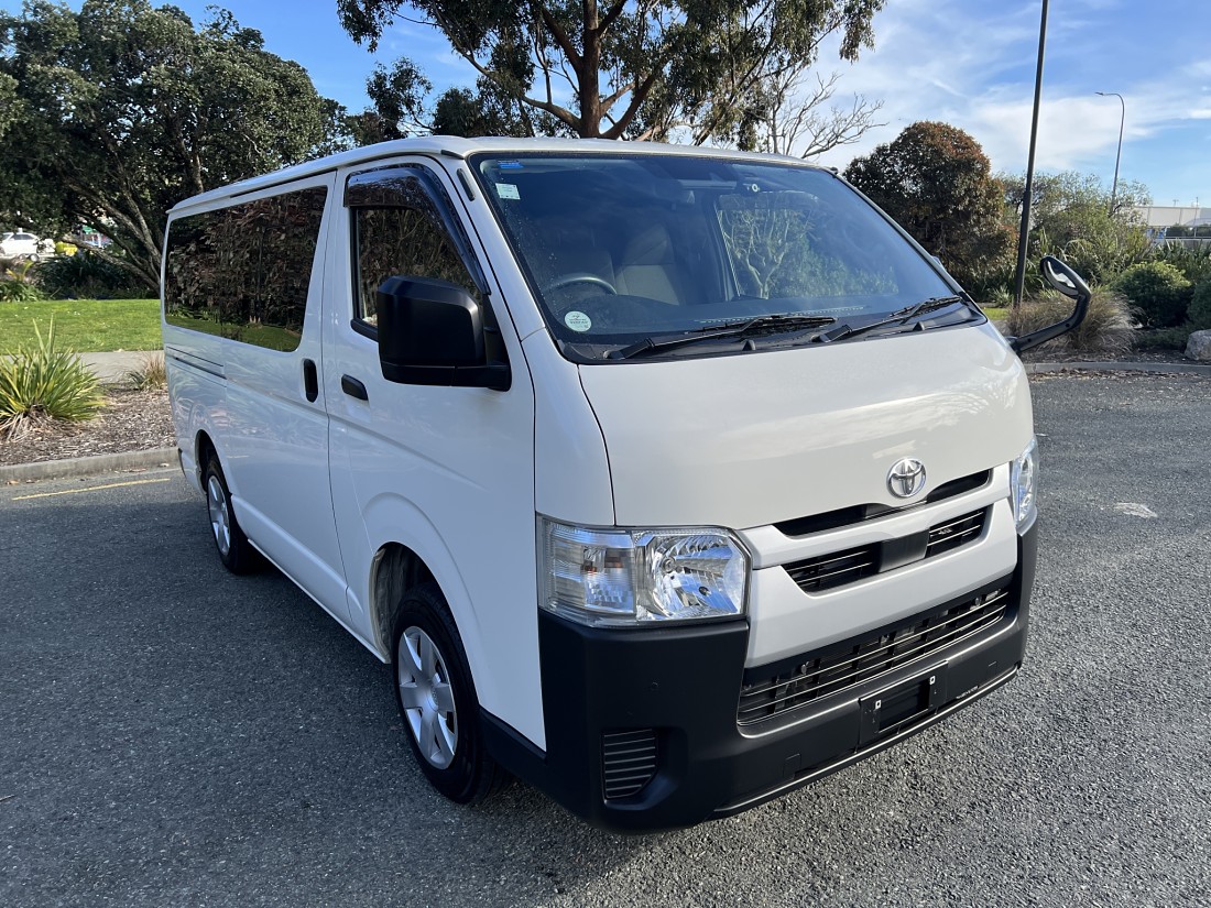 2022 Toyota Regius Hiace - Toyota NZ