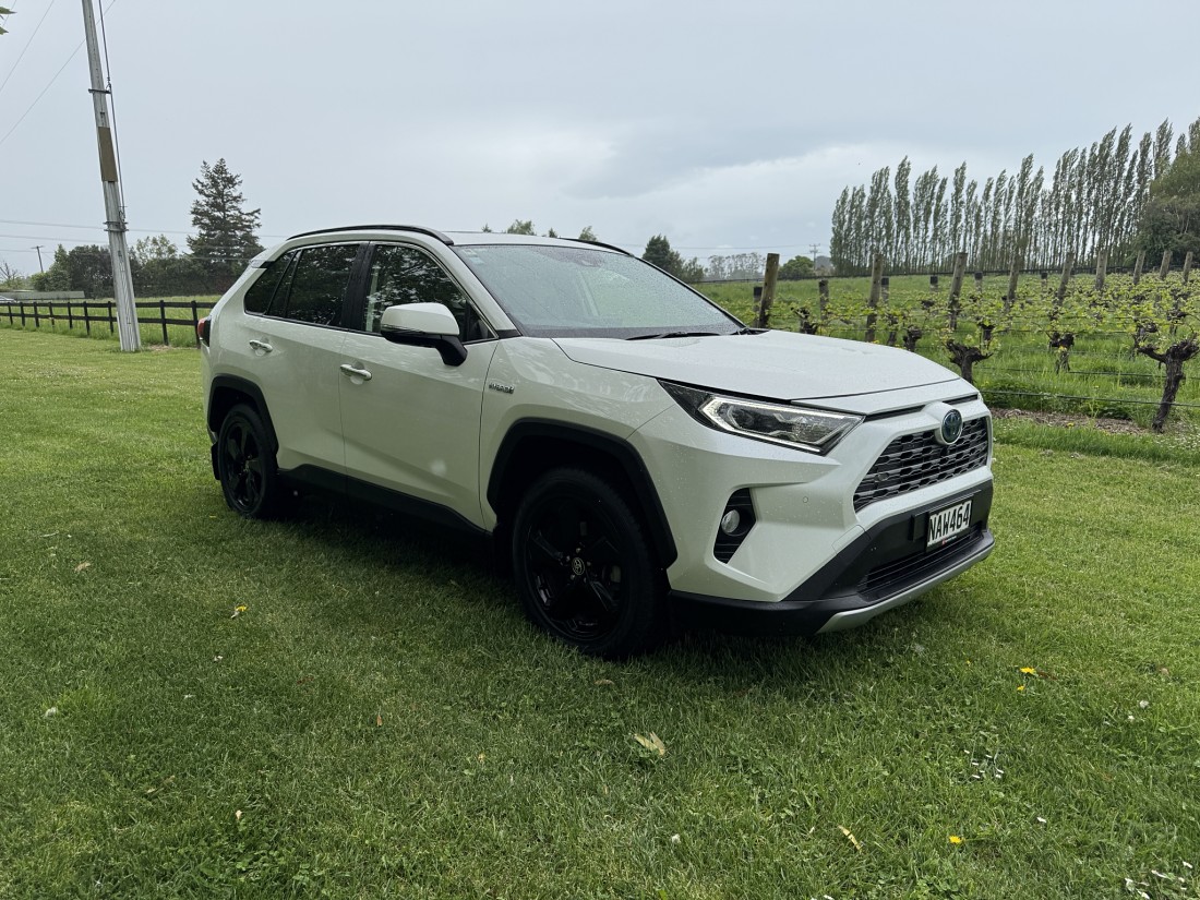 2020 Toyota RAV4 Limited 2.5P HV ECVT AWD SUV/5D/5S - Toyota NZ