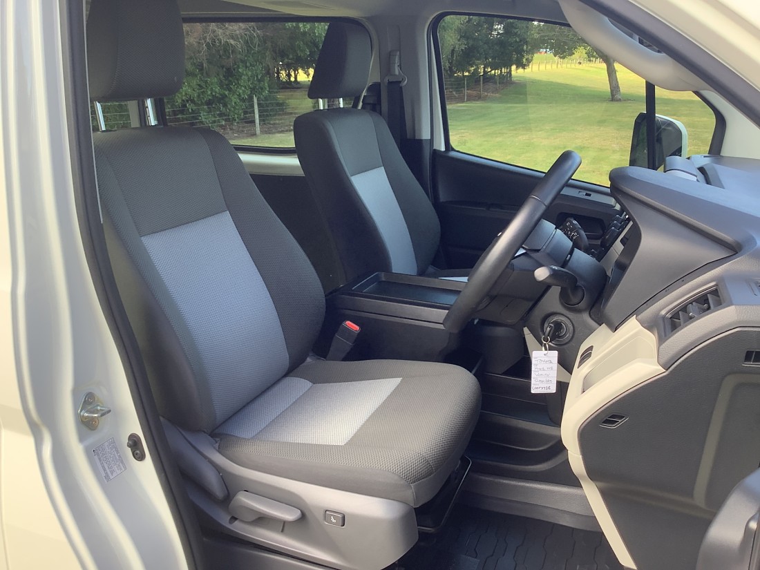 2025 Toyota Hiace ZR Minibus 2.8DT 10 Seater NZ-NEW - Toyota NZ