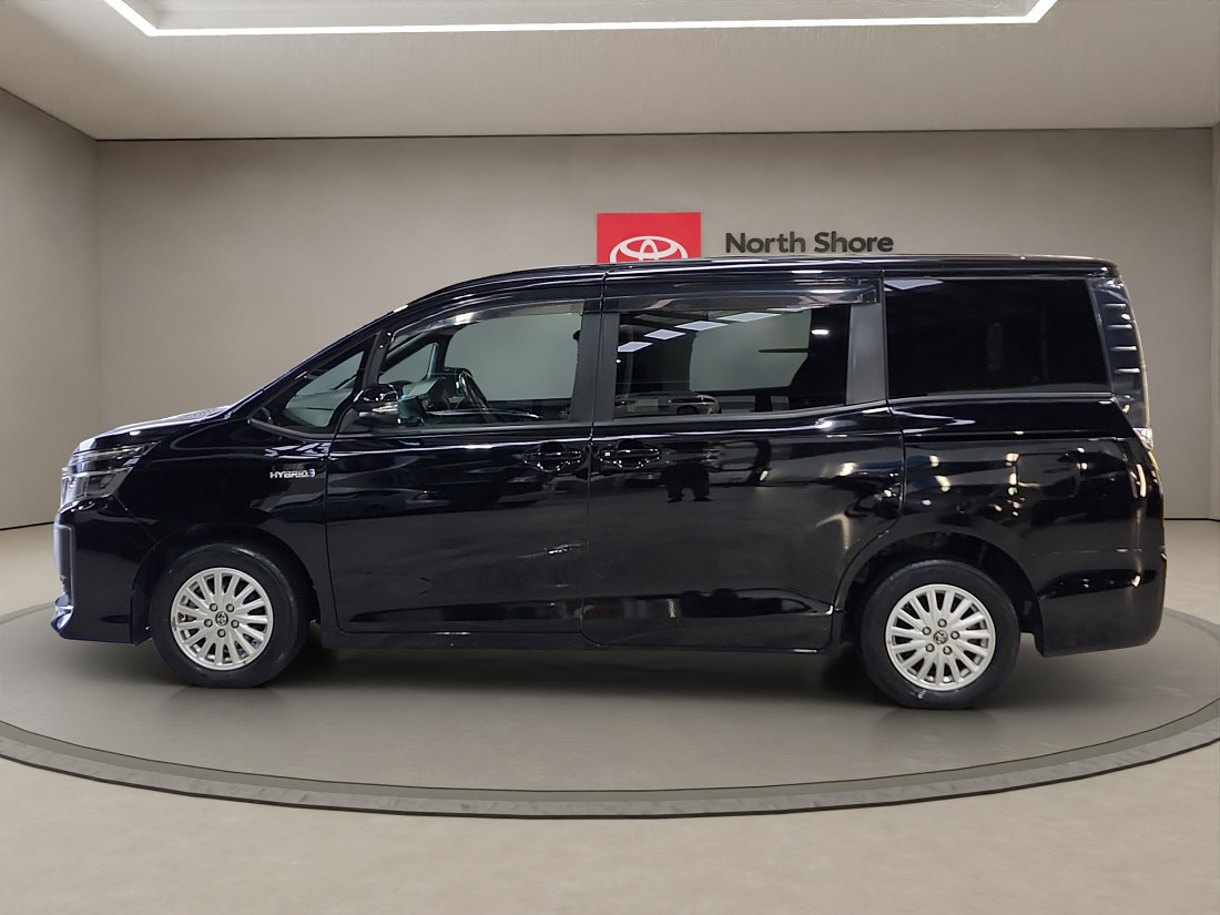 2014 Toyota Voxy 1.8L Hybrid FWD People Mover - Toyota NZ