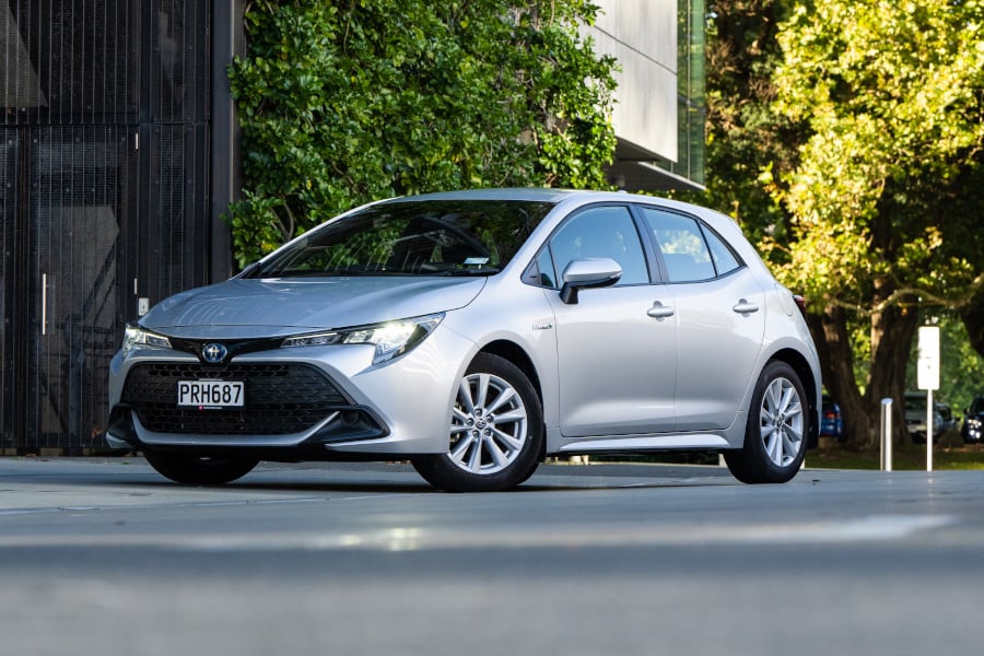 New Corolla Hatch GX Hybrid | Hatch Hybrid - Toyota NZ