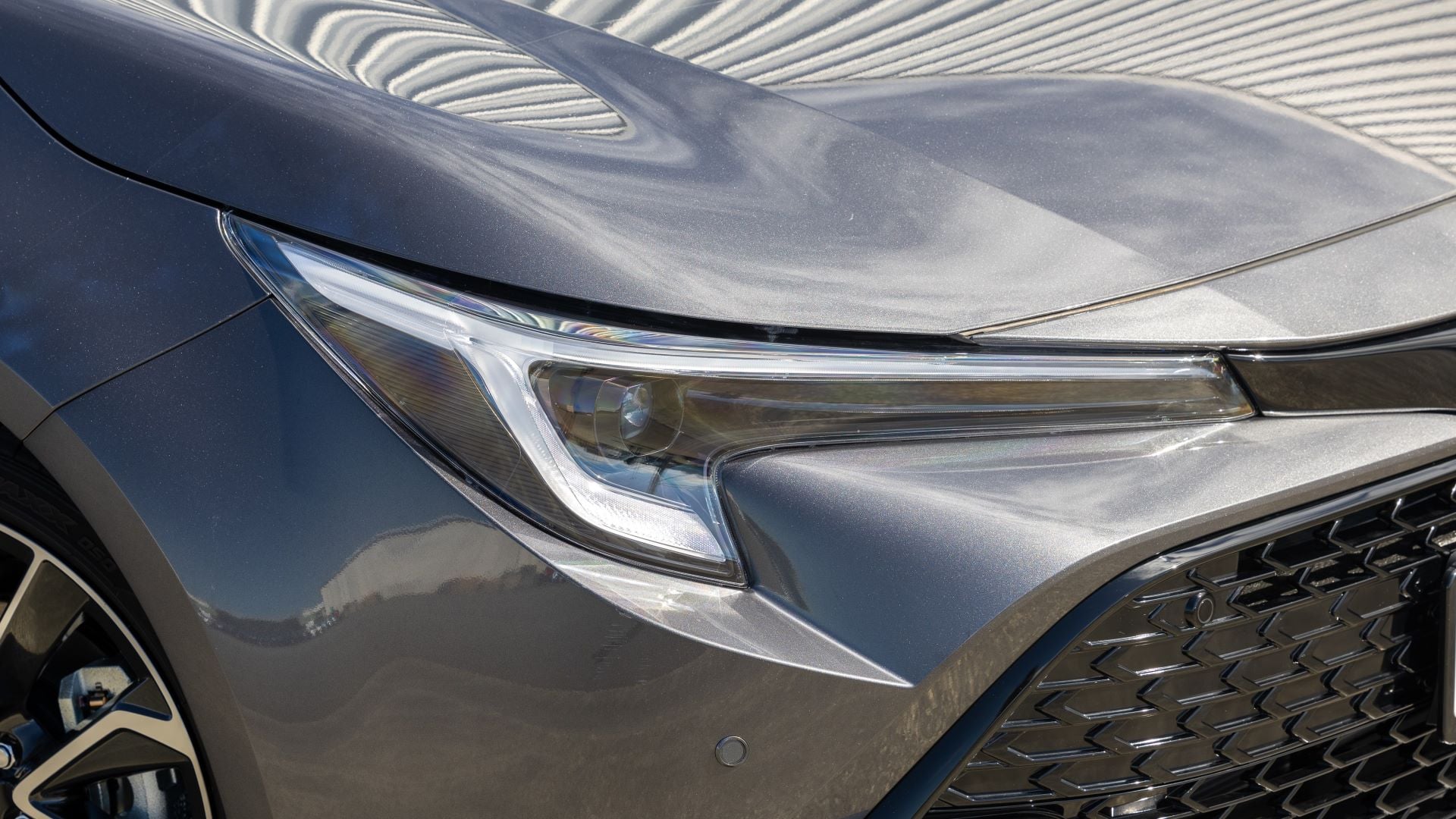 Corolla Hatch ZR Hybrid - Accessories - Toyota NZ